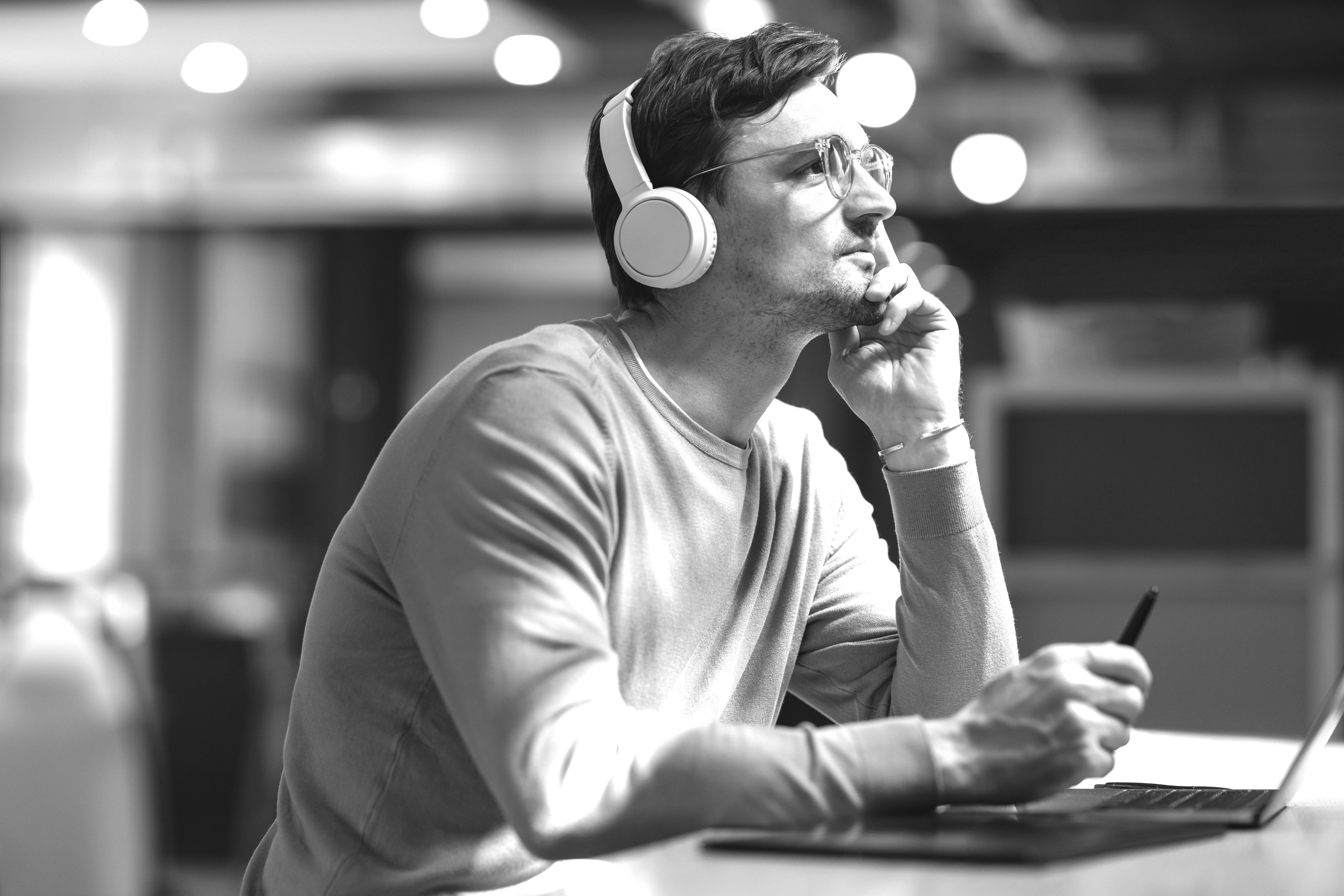 What are AI agents? – everything you need to know! | Iver