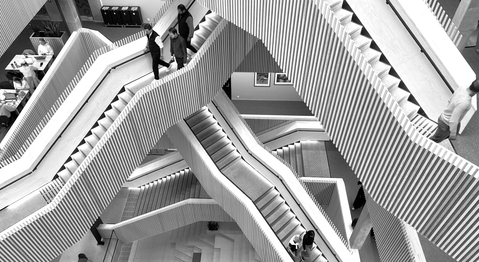 Customer case - Kristiania University | Iver
